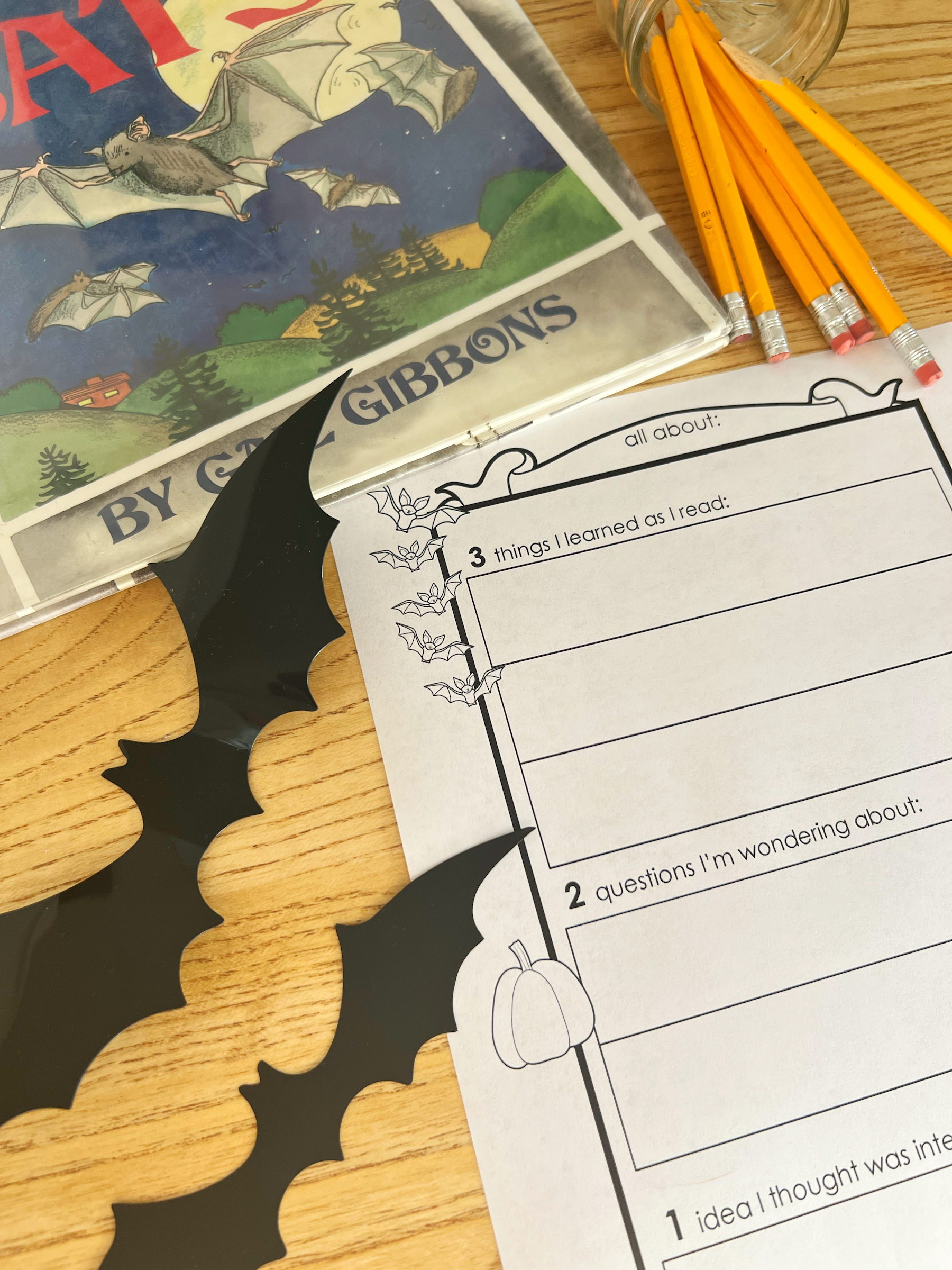 Pumpkins + Bats Retelling Pages – Everyday Learn + PLAY